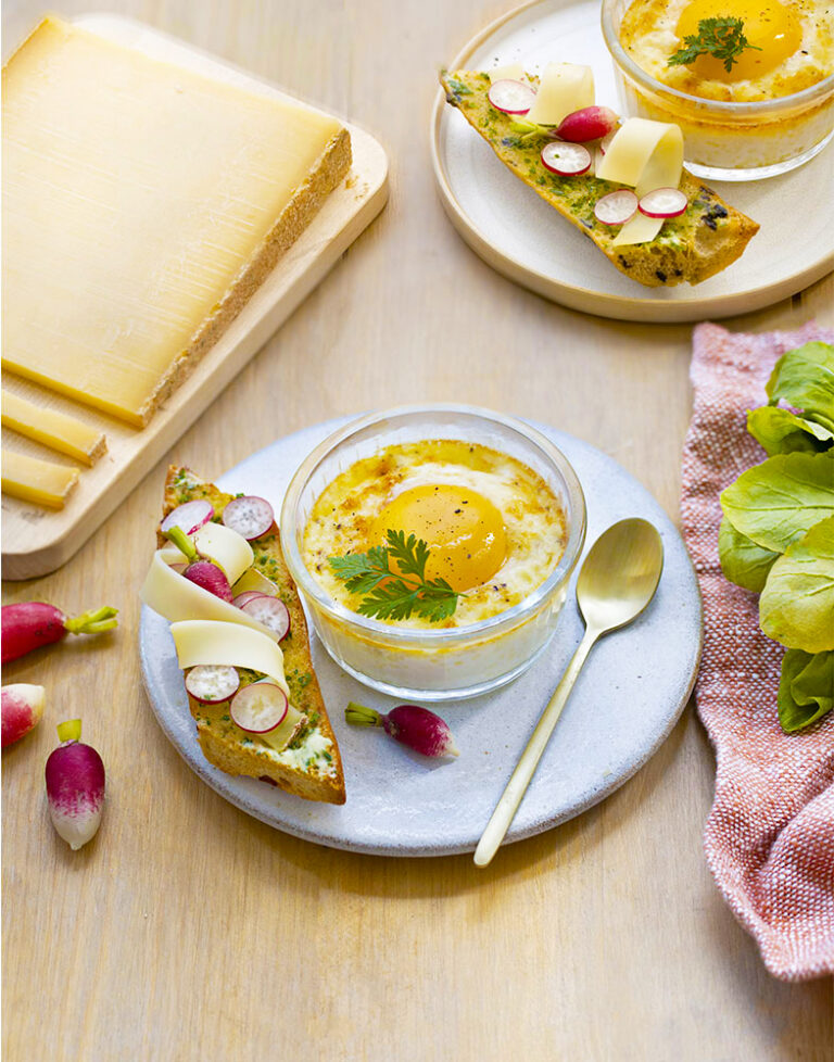 Recette Œuf cocotte, Comté Entremont et Toast de radis